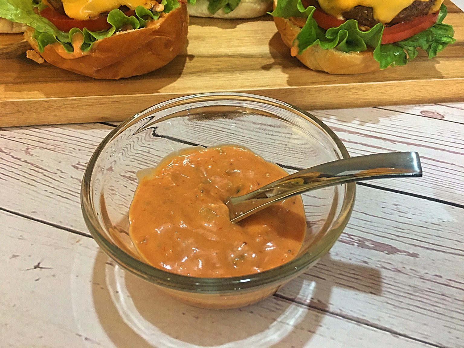 Club Foody | Classic Burger Sauce Recipe • A Great Condiment! | Club Foody
